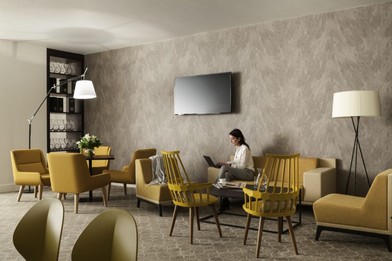 The New Trend Taking Coworking by Storm: The Arrival of Hotel-Based Spaces