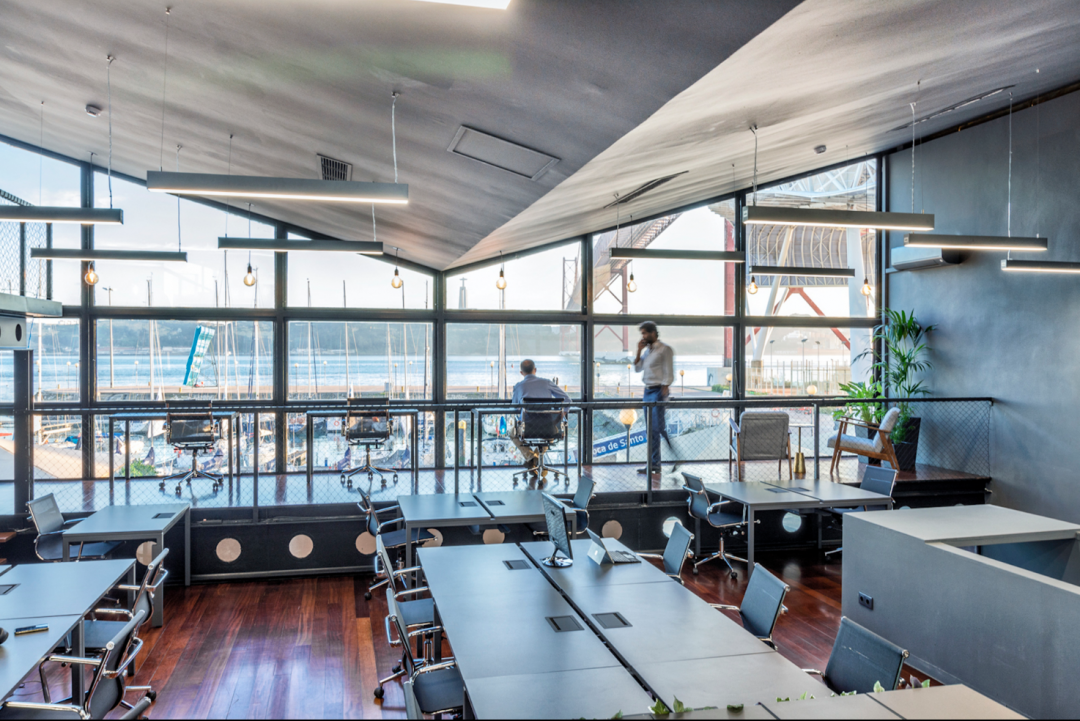 Top 10 Most Interesting & Unique Office Spaces