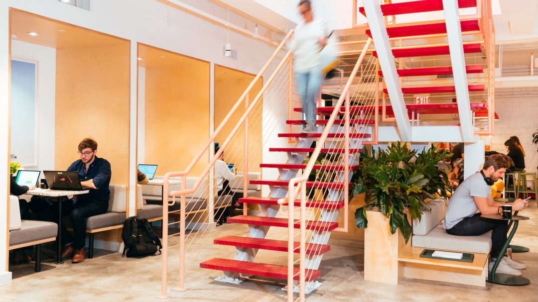 9 Employee Incentive Ideas to Boost Performance