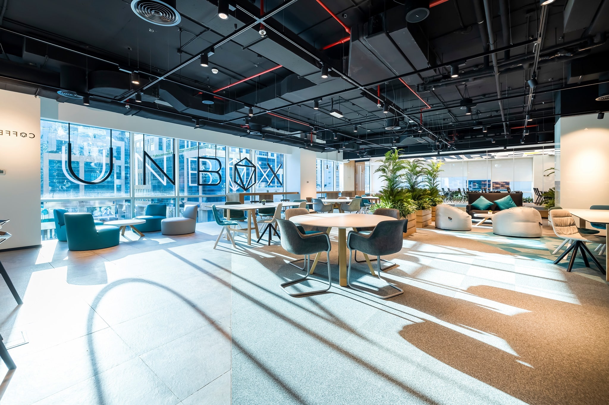 6 Best Coworking Spaces in Dubai, UAE