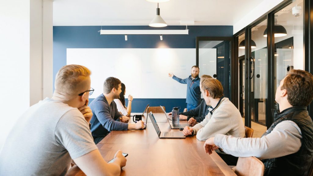 How to Make the Most of Coworking Spaces for Local Meetings | Coworker Mag