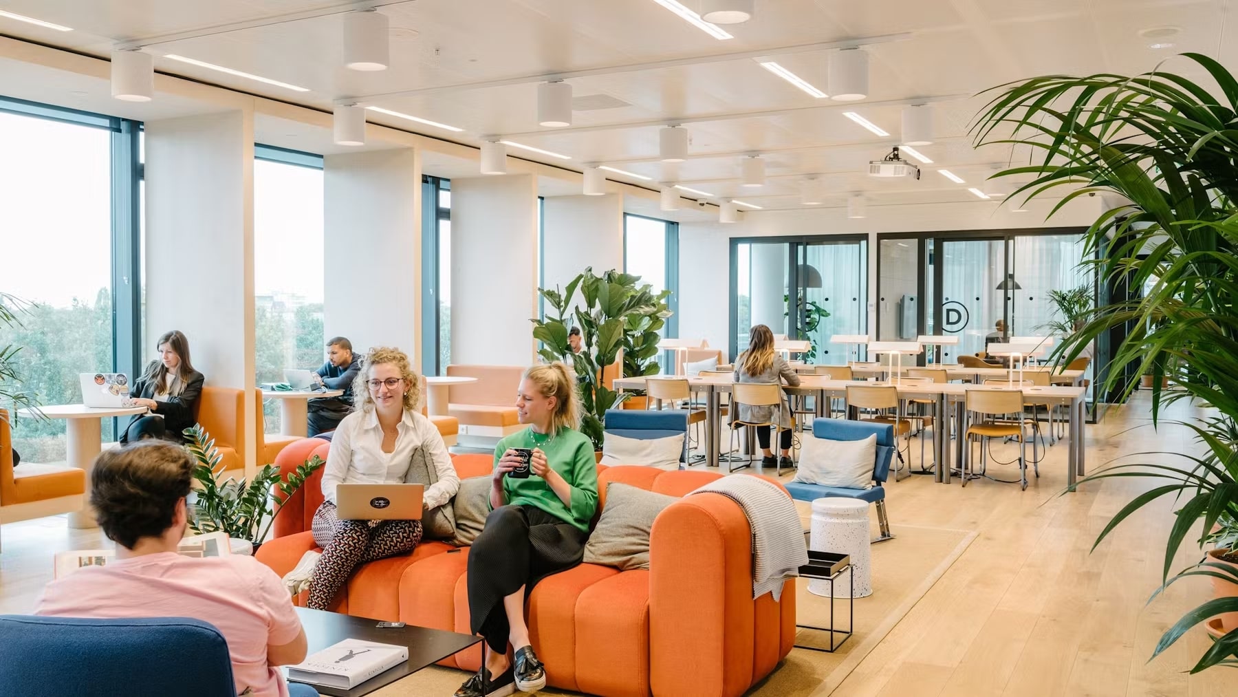 The Art of Employee Satisfaction: 5 Expert Tips for Every Workplace